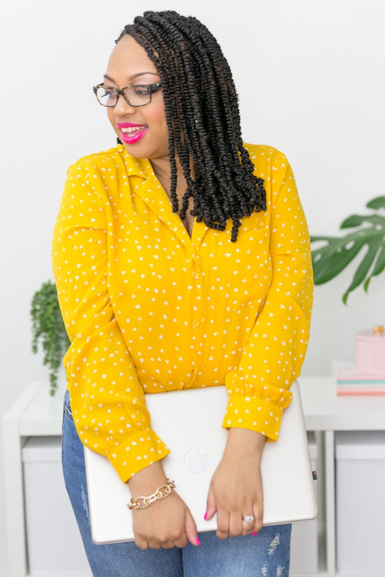 Tips on what to wear for your brand photo shoot session