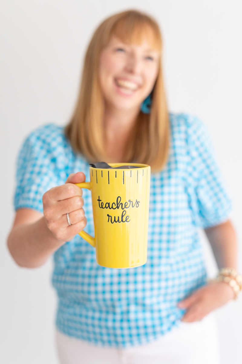 Kelly McCown Teachers pay teachers brand photo session.