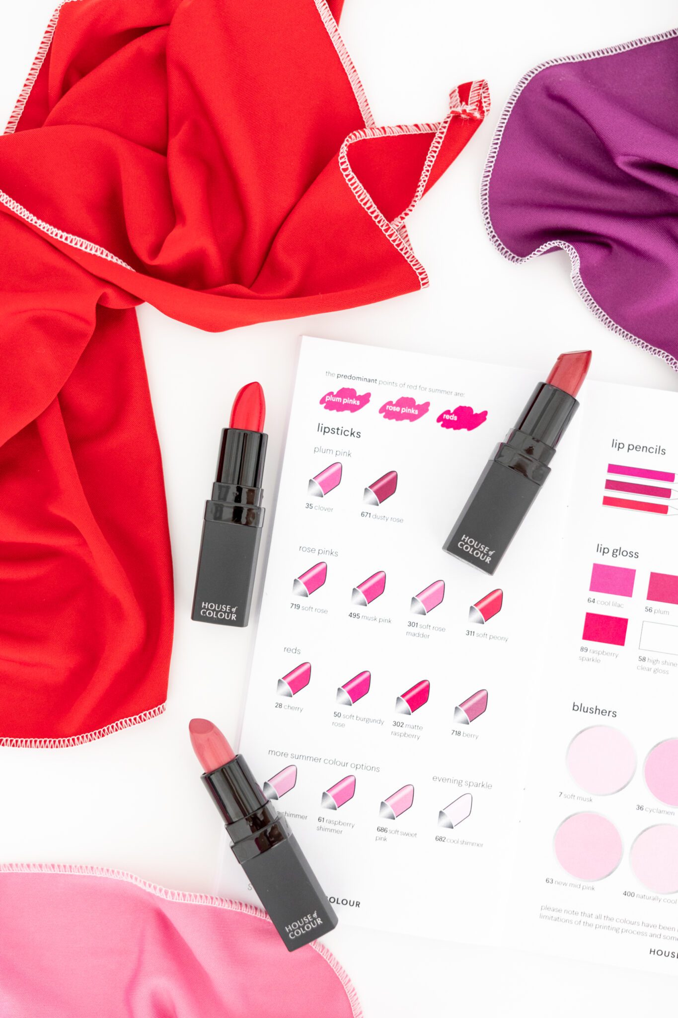 Color analysis specialist Katie of House Of Colour Brand Session