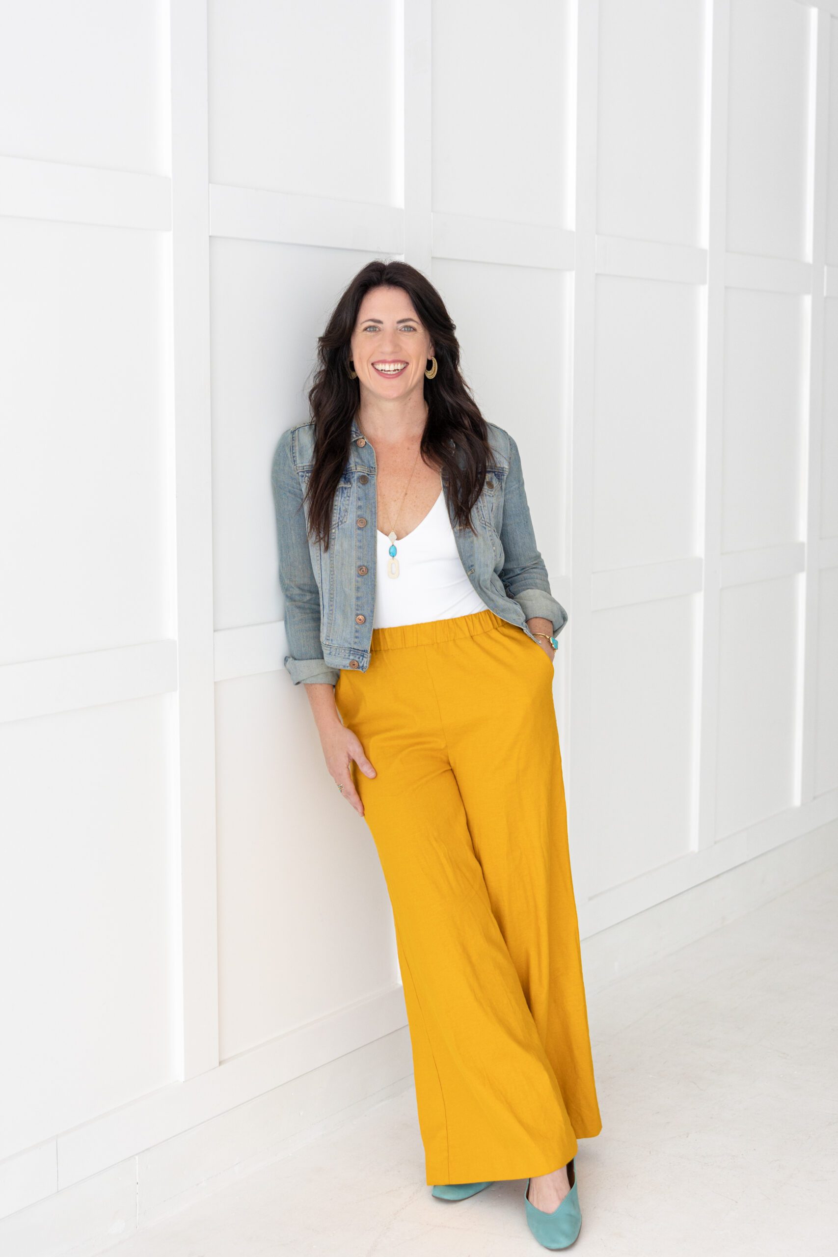 Petey and Sarah therapist brand photo session - thebrandedbosslady.com