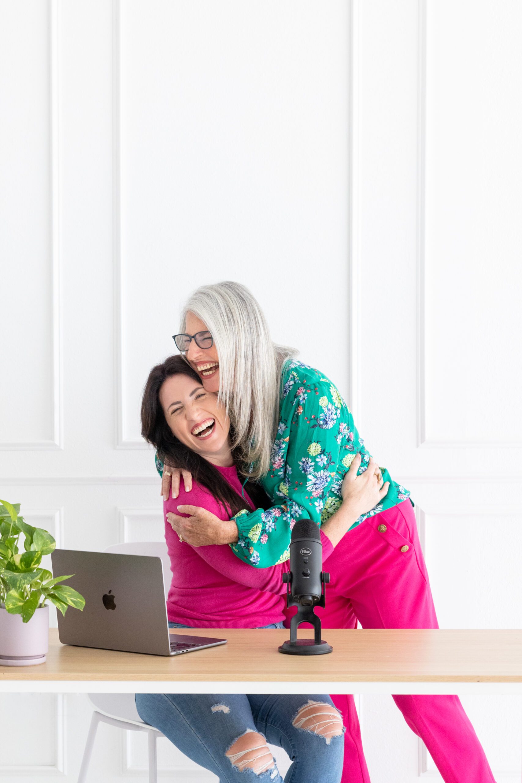 Petey and Sarah therapist brand photo session - thebrandedbosslady.com