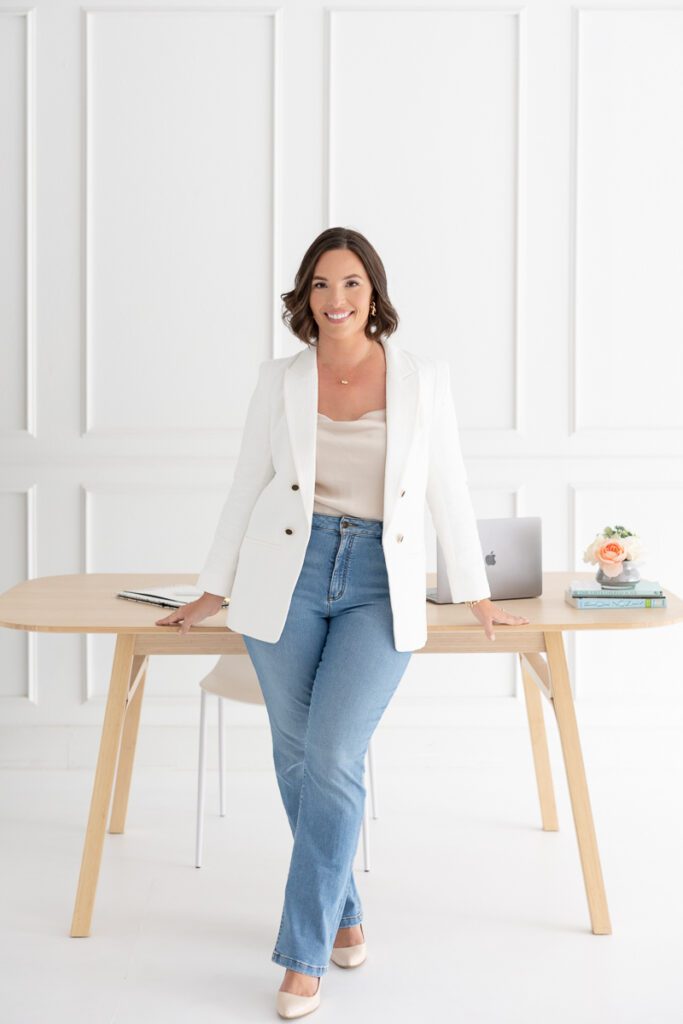 Tori brand photo session in Orlando - thebrandedbosslady.com